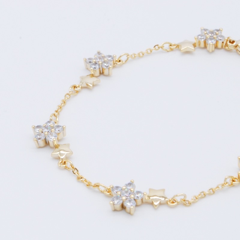 クリスタルフラワーブレスレット｜61-0031｜レンタルドレスのワンピの魔法